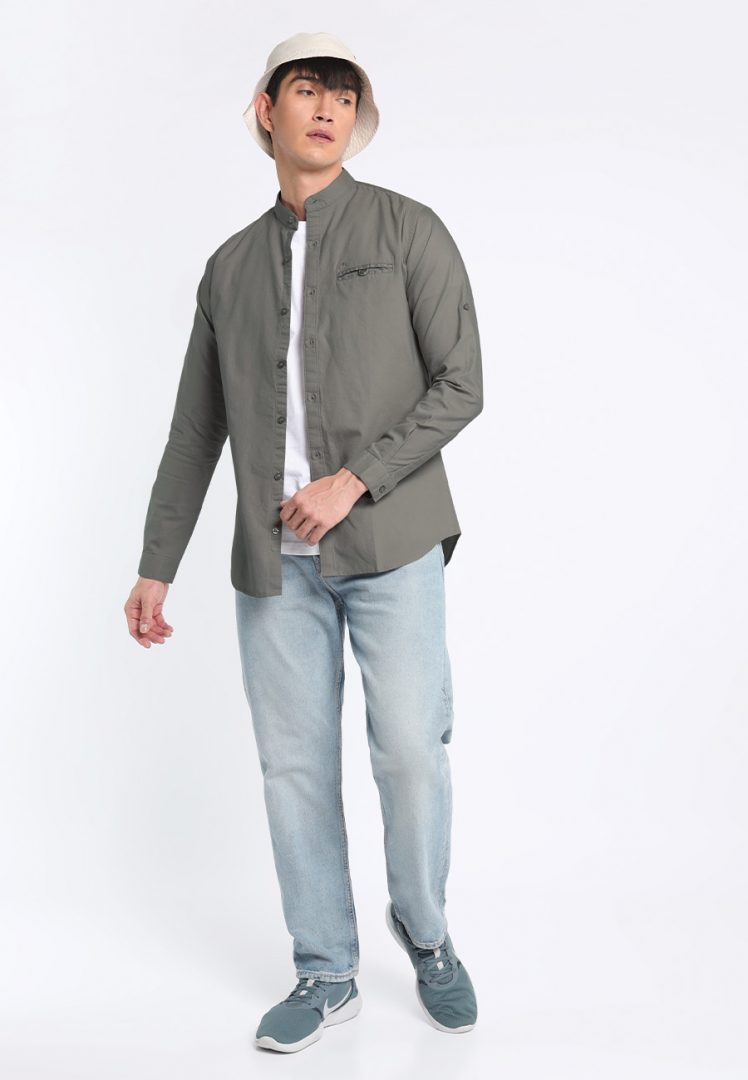 20+ Blue Jeans Matching Shirt Ideas for Men This Season